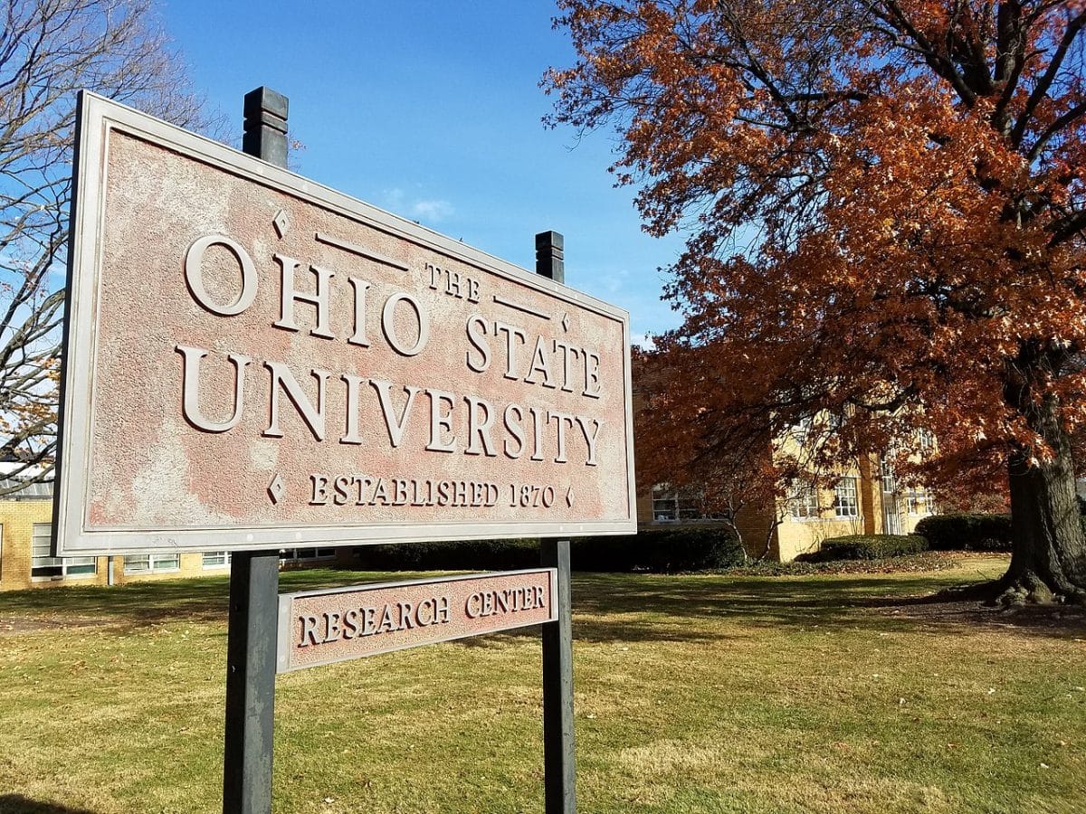 Ohio State students protest presence of CBP recruiters at university ...