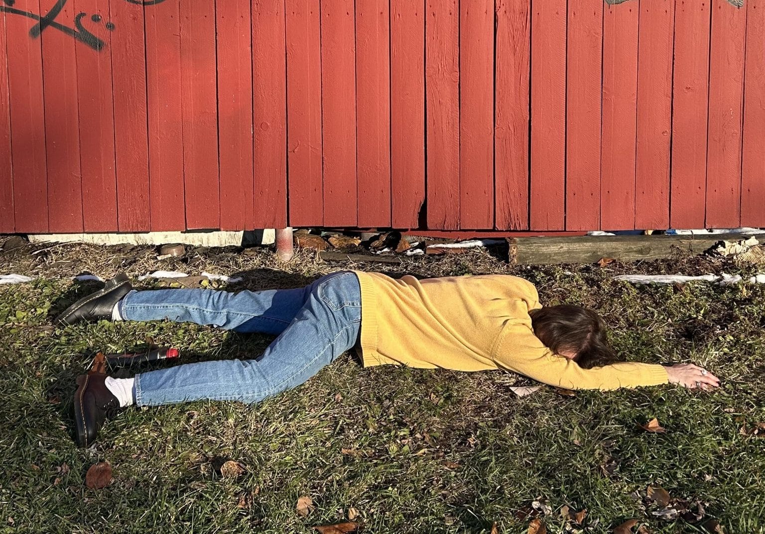 Thane Leshner finds his ‘Happy Mode’ in Compact Utility’s bleak debut ...